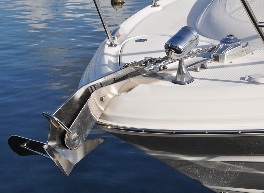 Windlass Selection Guide | Defender Marine